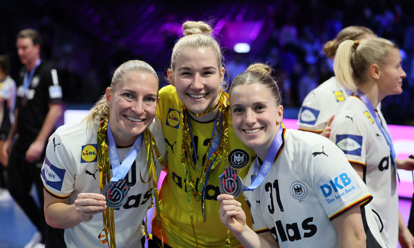 Frauen-WM 2025: DHB-Frauen holen Silber in Rotterdam (Fotos vom Finale) » Handball-Team