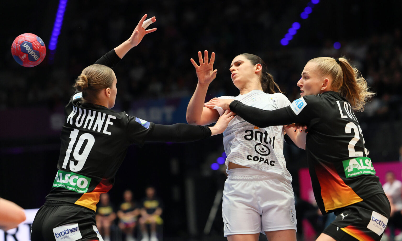 Frauen-WM 2025: DHB-Frauen in der Hauptrunde in Dortmund » Handball-Team